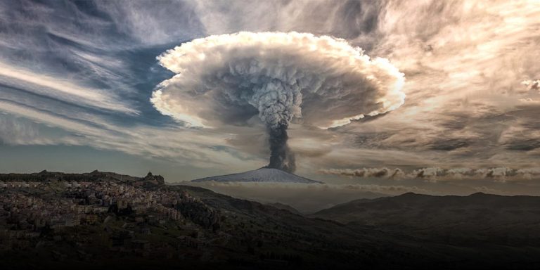 Cross the volcanoes peaks in Iran | Easy GO Iran